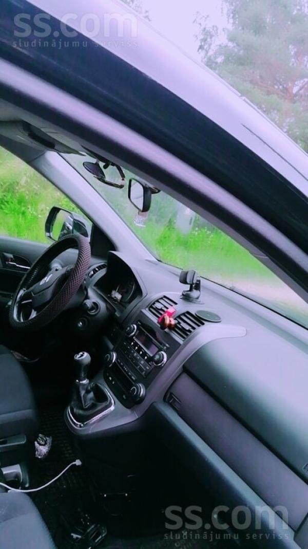 Melns Honda CR-V 2009 Rīga, ar dzinēja tilpumu 2.20 L un nobraukumu 363 tūkst. km par 3900 €, foto 7 vietnē AUTOMOTO.COM.LV