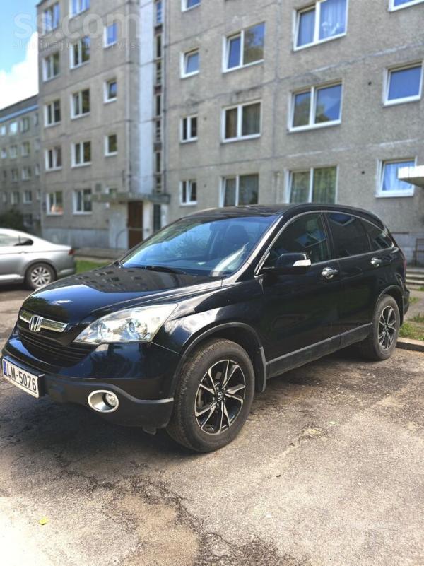 Melns Honda CR-V 2009 Rīga, ar dzinēja tilpumu 2.20 L un nobraukumu 297 tūkst. km par 5300 €, foto 1 vietnē AUTOMOTO.COM.LV