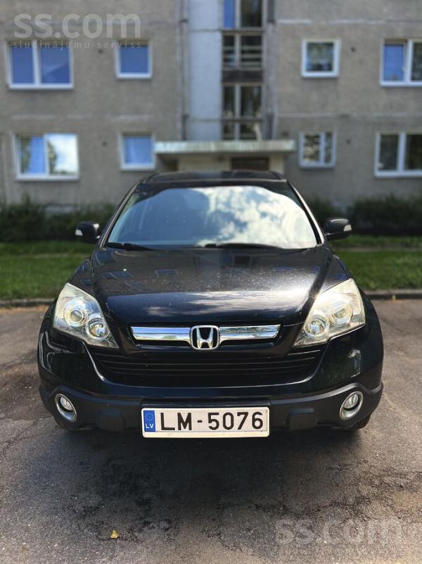 Melns Honda CR-V 2009 Rīga, ar dzinēja tilpumu 2.20 L un nobraukumu 297 tūkst. km par 5300 €, foto 2 vietnē AUTOMOTO.COM.LV