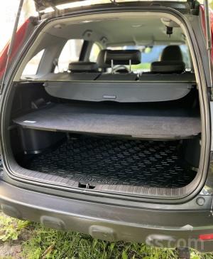 Black Honda CR-V 2009 in Riga, with an engine capacity of 2.20 L and mileage of 297 thousand km for 5300 €, photo 7 on AUTOMOTO.COM.LV