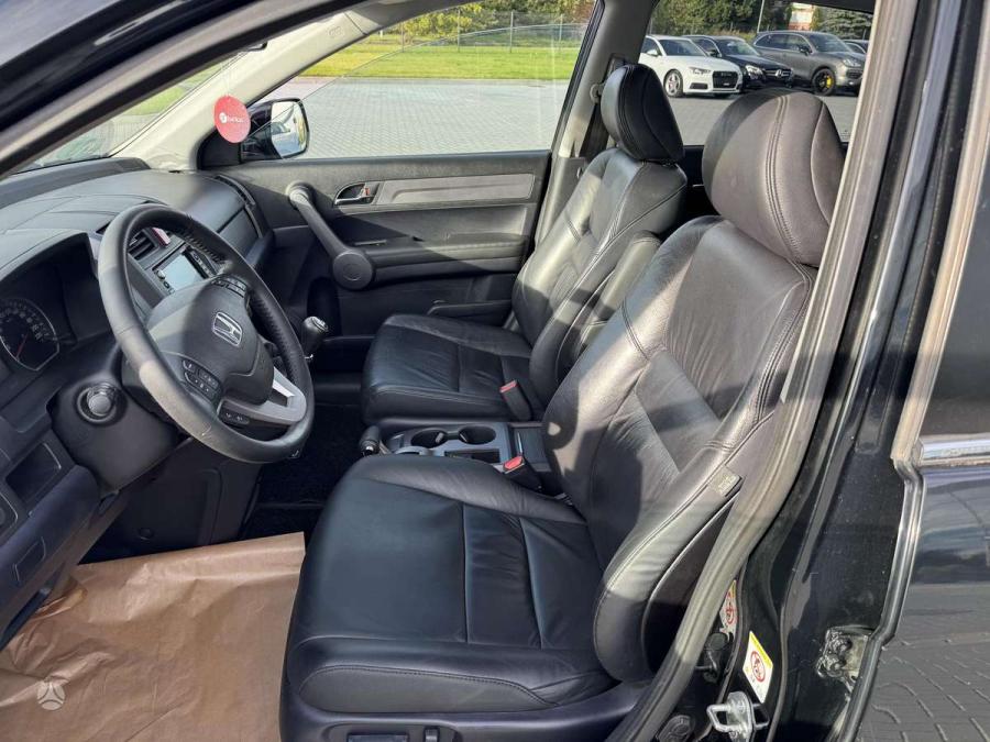Melns Honda CR-V 2009 Telšiai, ar dzinēja tilpumu 2.20 L un nobraukumu 276 tūkst. km par 5300 €, foto 14 vietnē AUTOMOTO.COM.LV