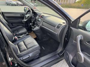 Melns Honda CR-V 2009 Telšiai, ar dzinēja tilpumu 2.20 L un nobraukumu 276 tūkst. km par 5300 €, foto 18 vietnē AUTOMOTO.COM.LV