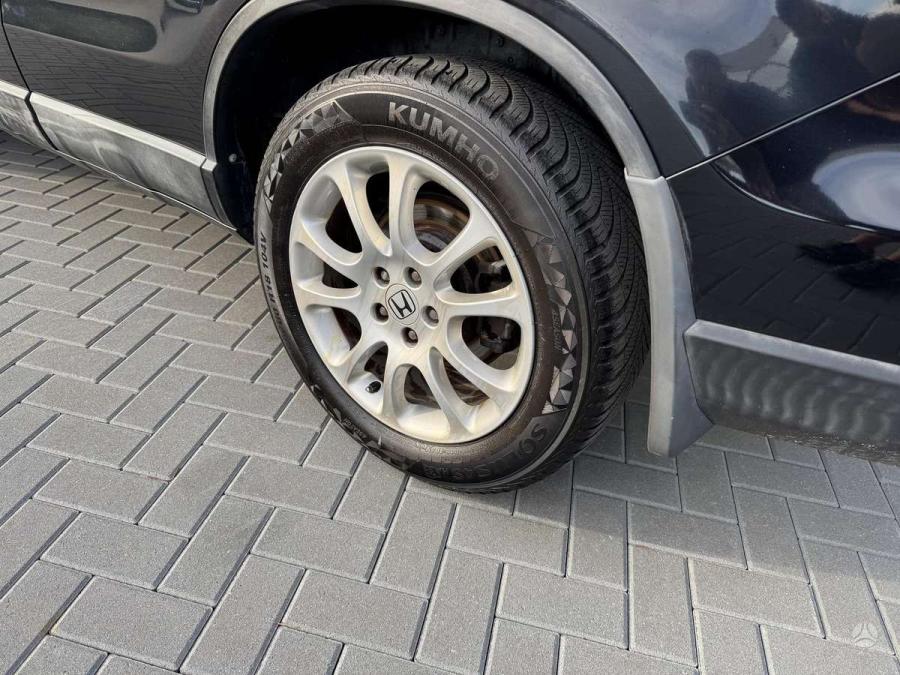 Melns Honda CR-V 2009 Telšiai, ar dzinēja tilpumu 2.20 L un nobraukumu 276 tūkst. km par 5300 €, foto 20 vietnē AUTOMOTO.COM.LV