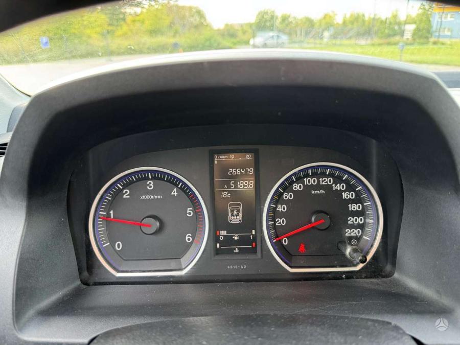 Melns Honda CR-V 2009 Telšiai, ar dzinēja tilpumu 2.20 L un nobraukumu 276 tūkst. km par 5300 €, foto 27 vietnē AUTOMOTO.COM.LV