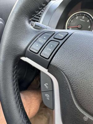 Melns Honda CR-V 2009 Telšiai, ar dzinēja tilpumu 2.20 L un nobraukumu 276 tūkst. km par 5300 €, foto 28 vietnē AUTOMOTO.COM.LV