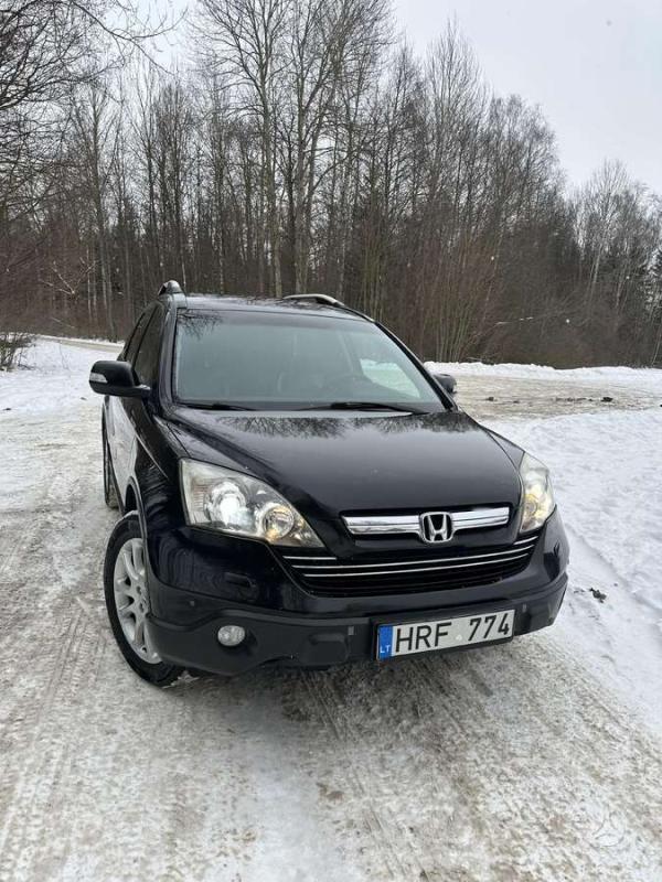 Black Honda CR-V 2010 in Kaisiadorys, with an engine capacity of 2.40 L and mileage of 313 thousand km for 3200 €, photo 2 on AUTOMOTO.COM.LV