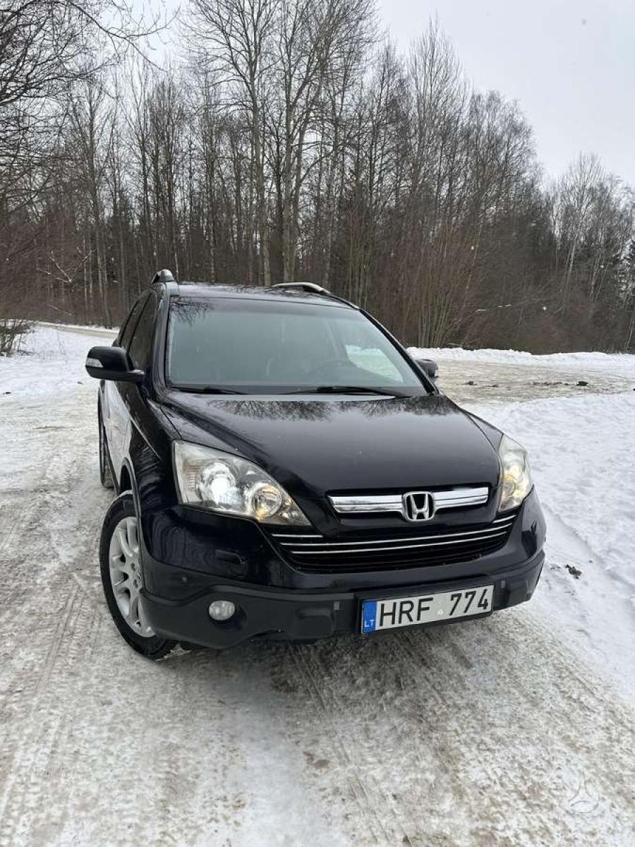 Black Honda CR-V 2010 in Kaisiadorys, with an engine capacity of 2.40 L and mileage of 313 thousand km for 3200 €, photo 2 on AUTOMOTO.COM.LV