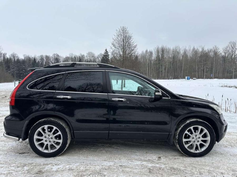 Black Honda CR-V 2010 in Kaisiadorys, with an engine capacity of 2.40 L and mileage of 313 thousand km for 3200 €, photo 4 on AUTOMOTO.COM.LV