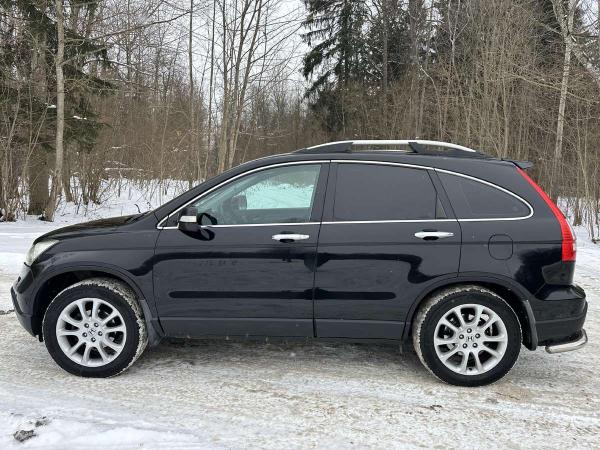 Black Honda CR-V 2010 in Kaisiadorys, with an engine capacity of 2.40 L and mileage of 313 thousand km for 3200 €, photo 5 on AUTOMOTO.COM.LV