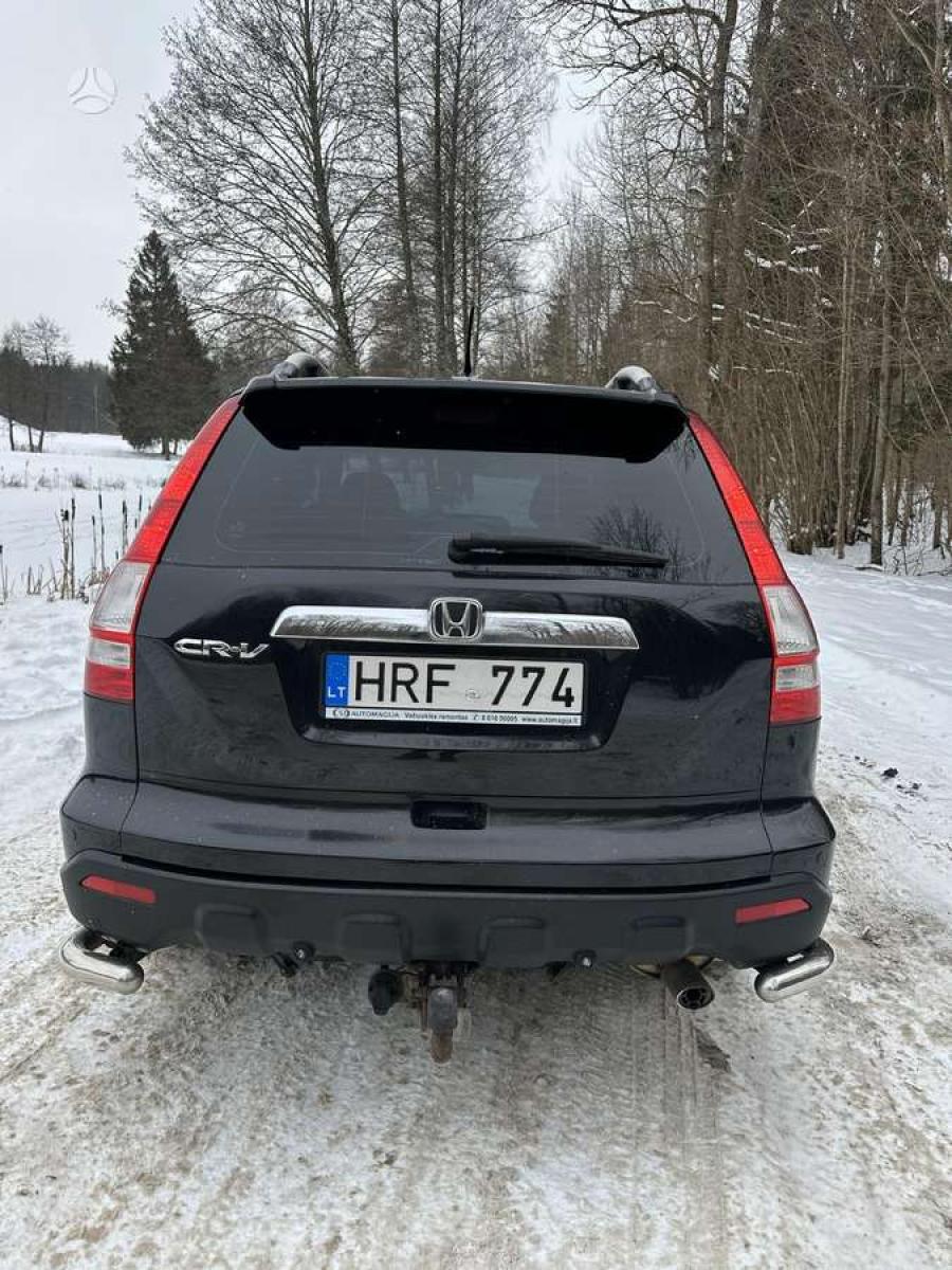 Black Honda CR-V 2010 in Kaisiadorys, with an engine capacity of 2.40 L and mileage of 313 thousand km for 3200 €, photo 8 on AUTOMOTO.COM.LV