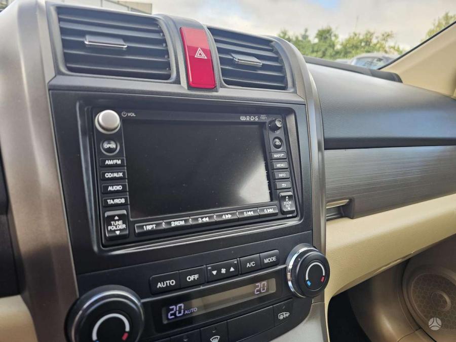 Melns Honda CR-V 2010 Ukmergė, ar dzinēja tilpumu 2.20 L un nobraukumu 280 tūkst. km par 5650 €, foto 27 vietnē AUTOMOTO.COM.LV