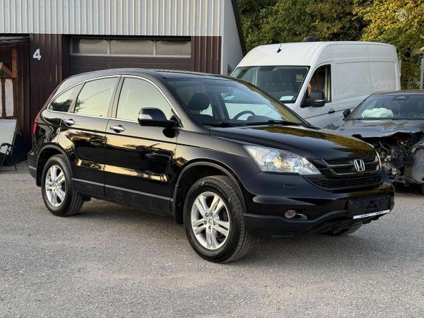 Melns Honda CR-V 2010 Šauļi, ar dzinēja tilpumu 2.20 L un nobraukumu 324 tūkst. km par 5999 €, foto 6 vietnē AUTOMOTO.COM.LV
