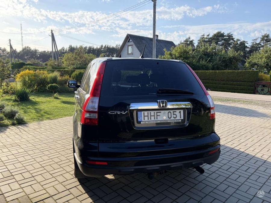 Melns Honda CR-V 2010 Druskininkai, ar dzinēja tilpumu 2.00 L un nobraukumu 350 tūkst. km par 6500 €, foto 10 vietnē AUTOMOTO.COM.LV