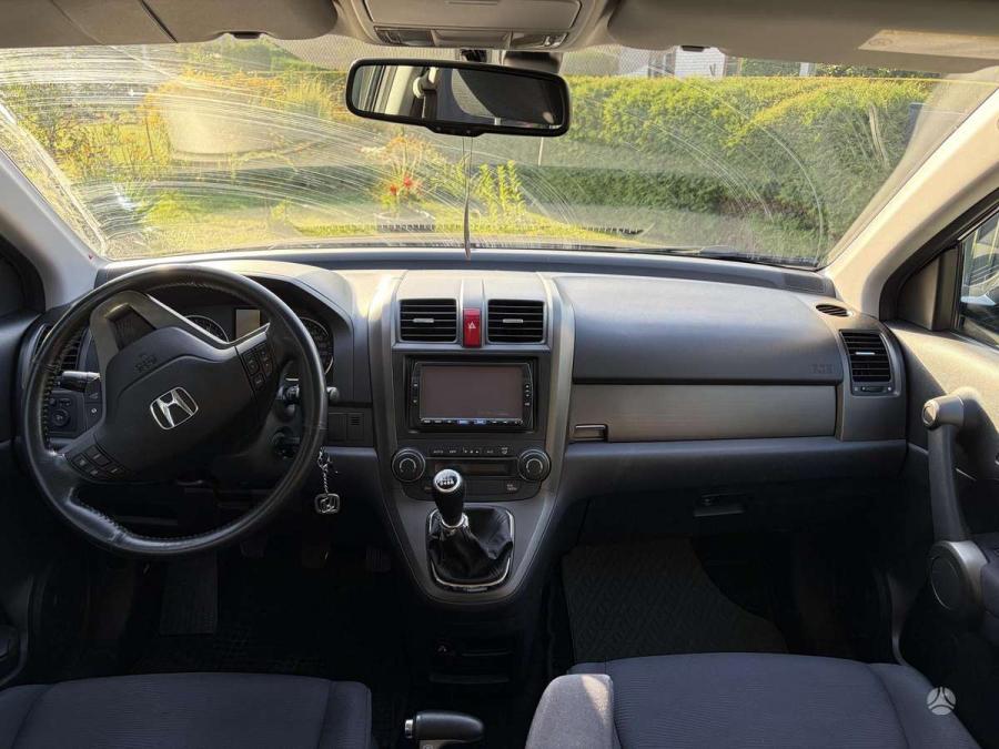 Melns Honda CR-V 2010 Druskininkai, ar dzinēja tilpumu 2.00 L un nobraukumu 350 tūkst. km par 6500 €, foto 12 vietnē AUTOMOTO.COM.LV