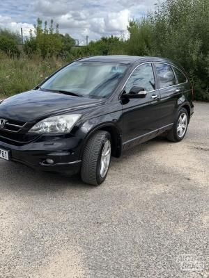 Melns Honda CR-V 2010 Kaišiadorys, ar dzinēja tilpumu 2.20 L un nobraukumu 278 tūkst. km par 6500 €, foto 3 vietnē AUTOMOTO.COM.LV