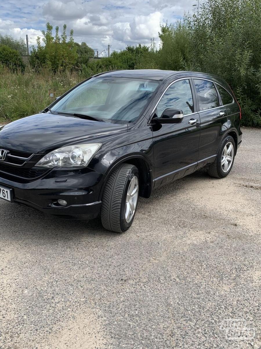 Melns Honda CR-V 2010 Kaišiadorys, ar dzinēja tilpumu 2.20 L un nobraukumu 278 tūkst. km par 6500 €, foto 3 vietnē AUTOMOTO.COM.LV