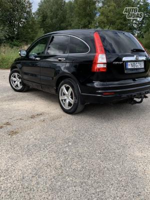 Melns Honda CR-V 2010 Kaišiadorys, ar dzinēja tilpumu 2.20 L un nobraukumu 278 tūkst. km par 6500 €, foto 4 vietnē AUTOMOTO.COM.LV