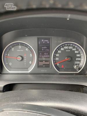 Melns Honda CR-V 2010 Kaišiadorys, ar dzinēja tilpumu 2.20 L un nobraukumu 278 tūkst. km par 6500 €, foto 9 vietnē AUTOMOTO.COM.LV