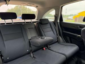 Black Honda CR-V 2010 in Kaunas, with an engine capacity of 2.20 L and mileage of 282 thousand km for 6900 €, photo 12 on AUTOMOTO.COM.LV