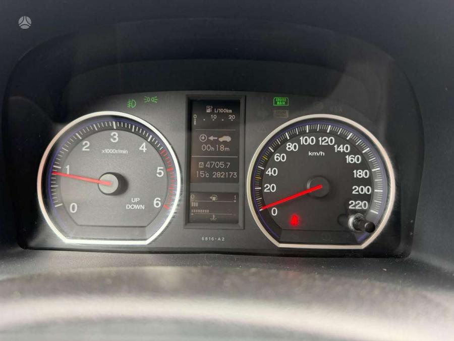 Black Honda CR-V 2010 in Kaunas, with an engine capacity of 2.20 L and mileage of 282 thousand km for 6900 €, photo 19 on AUTOMOTO.COM.LV