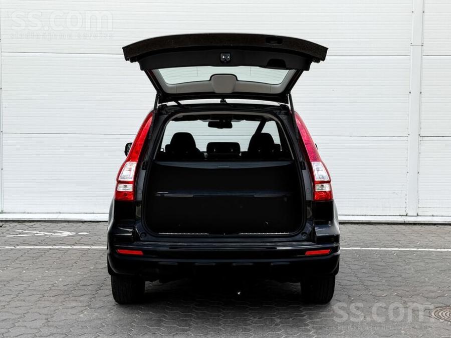 Melns Honda CR-V 2010 Rīga, ar dzinēja tilpumu 2.20 L un nobraukumu 0 tūkst. km par 7490 €, foto 9 vietnē AUTOMOTO.COM.LV
