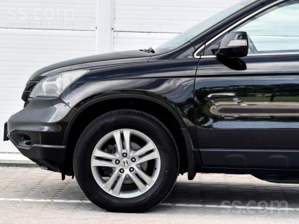 Melns Honda CR-V 2010 Rīga, ar dzinēja tilpumu 2.20 L un nobraukumu 0 tūkst. km par 7490 €, foto 11 vietnē AUTOMOTO.COM.LV