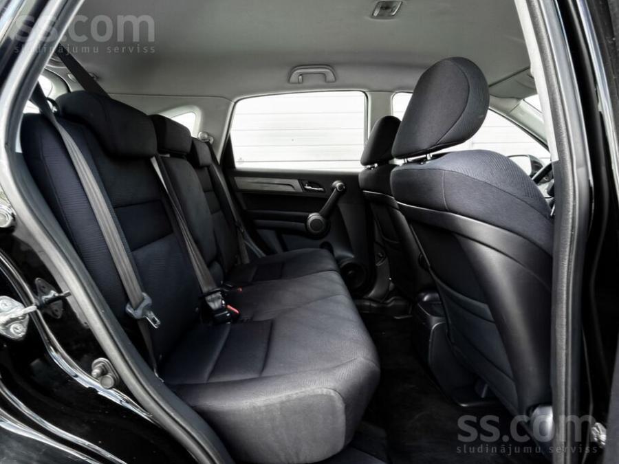 Melns Honda CR-V 2010 Rīga, ar dzinēja tilpumu 2.20 L un nobraukumu 0 tūkst. km par 7490 €, foto 19 vietnē AUTOMOTO.COM.LV