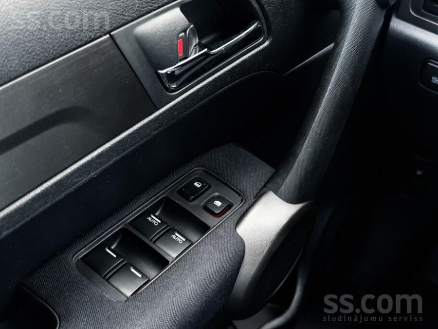 Melns Honda CR-V 2010 Rīga, ar dzinēja tilpumu 2.20 L un nobraukumu 0 tūkst. km par 7490 €, foto 28 vietnē AUTOMOTO.COM.LV