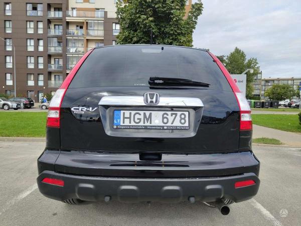Melns Honda CR-V 2010 Viļņa, ar dzinēja tilpumu 2.40 L un nobraukumu 135 tūkst. km par 8800 €, foto 9 vietnē AUTOMOTO.COM.LV