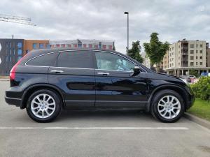 Melns Honda CR-V 2010 Viļņa, ar dzinēja tilpumu 2.40 L un nobraukumu 135 tūkst. km par 8800 €, foto 12 vietnē AUTOMOTO.COM.LV