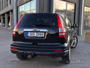 Melns Honda CR-V 2011 Tallina, ar dzinēja tilpumu 2.20 L un nobraukumu 311 tūkst. km par 7990 €, foto 8 vietnē AUTOMOTO.COM.LV