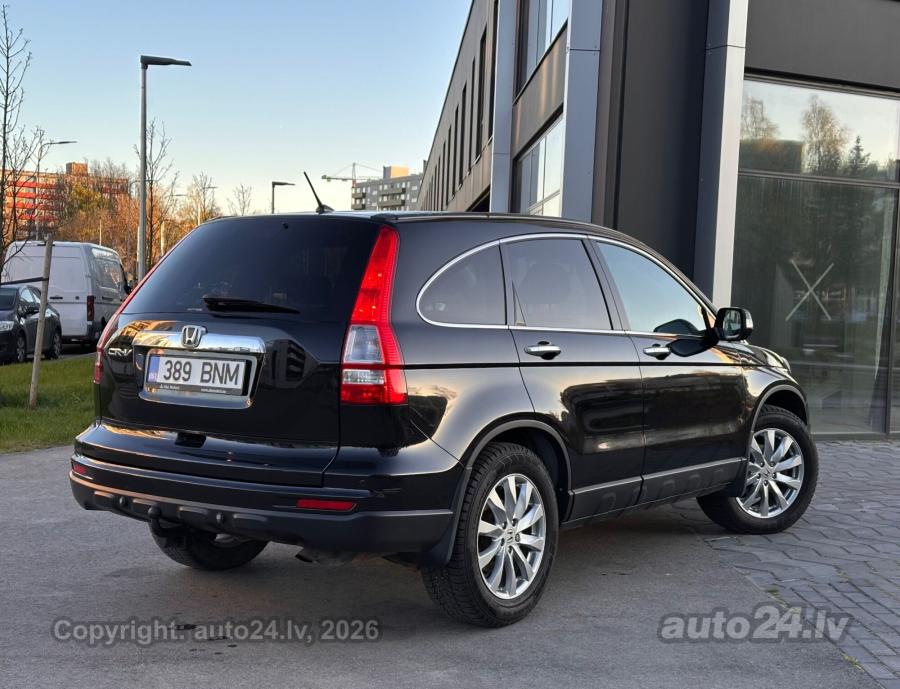 Melns Honda CR-V 2011 Tallina, ar dzinēja tilpumu 2.20 L un nobraukumu 311 tūkst. km par 7990 €, foto 9 vietnē AUTOMOTO.COM.LV