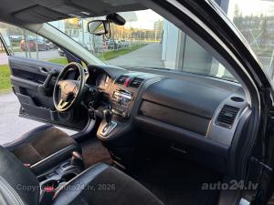 Melns Honda CR-V 2011 Tallina, ar dzinēja tilpumu 2.20 L un nobraukumu 311 tūkst. km par 7990 €, foto 19 vietnē AUTOMOTO.COM.LV