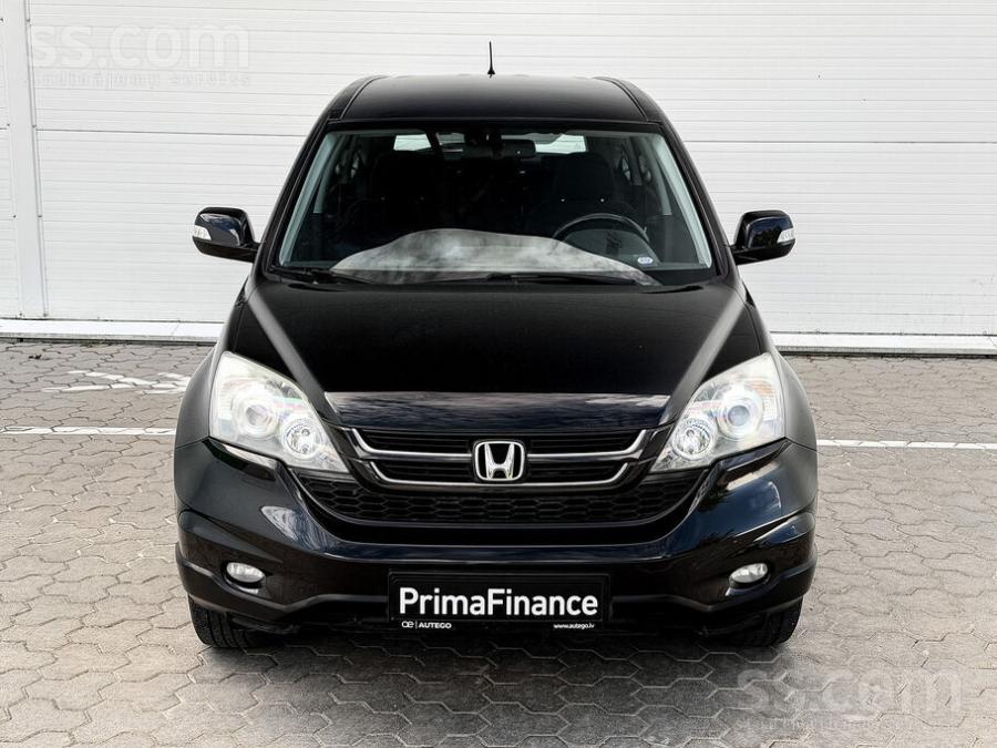 Black Honda CR-V 2011 in Riga, with an engine capacity of 2.20 L and mileage of 0 thousand km for 7990 €, photo 7 on AUTOMOTO.COM.LV