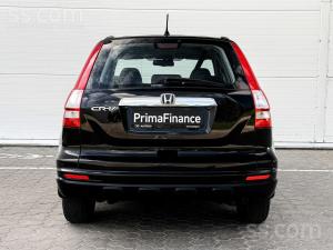 Black Honda CR-V 2011 in Riga, with an engine capacity of 2.20 L and mileage of 0 thousand km for 7990 €, photo 8 on AUTOMOTO.COM.LV