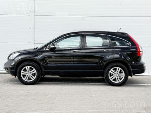 Black Honda CR-V 2011 in Riga, with an engine capacity of 2.20 L and mileage of 0 thousand km for 7990 €, photo 10 on AUTOMOTO.COM.LV