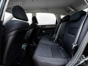 Black Honda CR-V 2011 in Riga, with an engine capacity of 2.20 L and mileage of 0 thousand km for 7990 €, photo 17 on AUTOMOTO.COM.LV