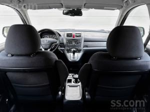 Black Honda CR-V 2011 in Riga, with an engine capacity of 2.20 L and mileage of 0 thousand km for 7990 €, photo 20 on AUTOMOTO.COM.LV