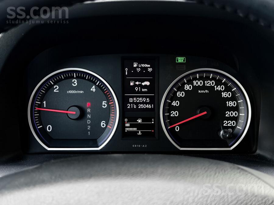 Black Honda CR-V 2011 in Riga, with an engine capacity of 2.20 L and mileage of 0 thousand km for 7990 €, photo 25 on AUTOMOTO.COM.LV