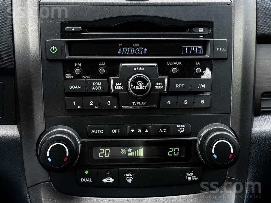 Black Honda CR-V 2011 in Riga, with an engine capacity of 2.20 L and mileage of 0 thousand km for 7990 €, photo 31 on AUTOMOTO.COM.LV