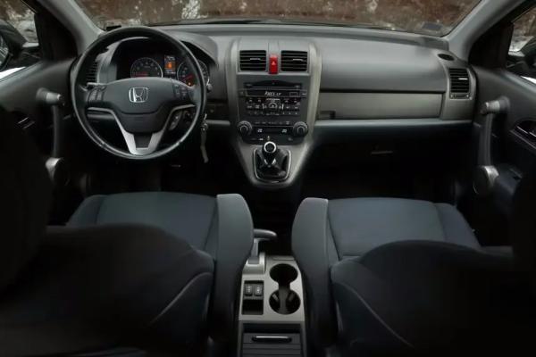 Melns Honda CR-V 2011 Jelgava, ar dzinēja tilpumu 2.00 L un nobraukumu 179 tūkst. km par 9200 €, foto 8 vietnē AUTOMOTO.COM.LV