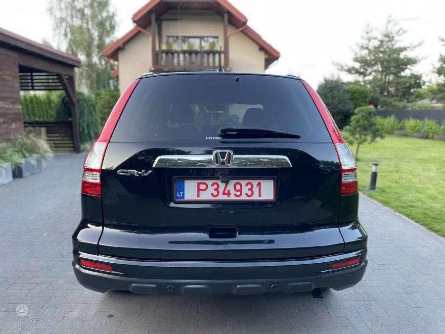 Melns Honda CR-V 2011 Druskininkai, ar dzinēja tilpumu 2.20 L un nobraukumu 231 tūkst. km par 7990 €, foto 6 vietnē AUTOMOTO.COM.LV