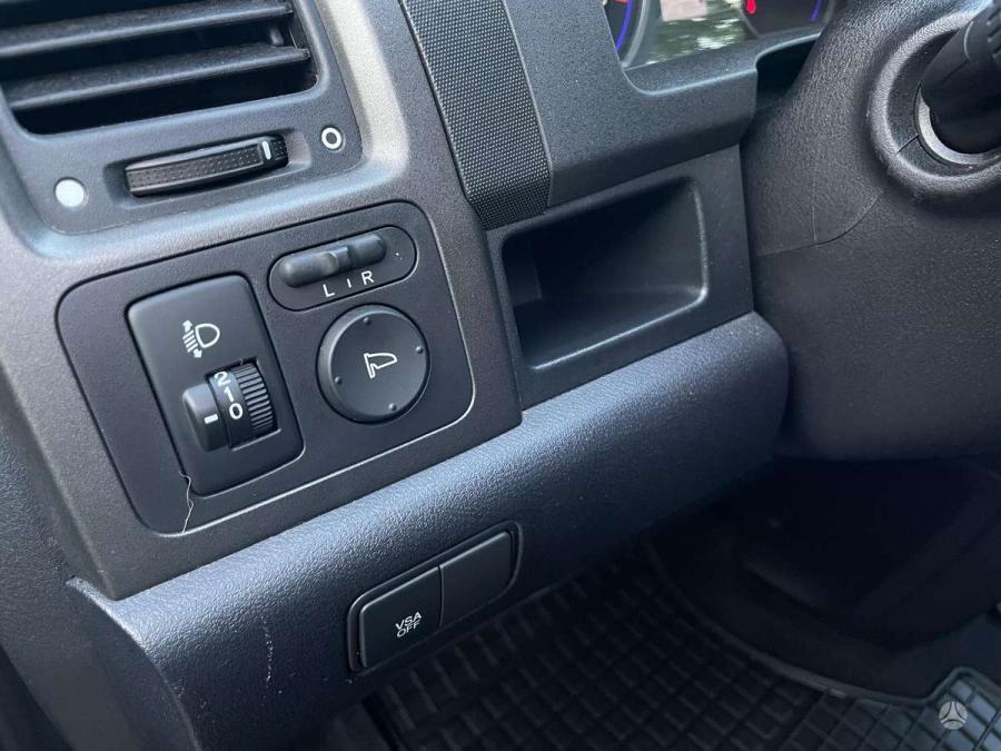 Melns Honda CR-V 2011 Druskininkai, ar dzinēja tilpumu 2.20 L un nobraukumu 231 tūkst. km par 7990 €, foto 17 vietnē AUTOMOTO.COM.LV