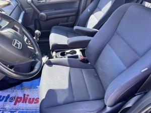 Black Honda CR-V 2011 in Alytus, with an engine capacity of 2.20 L and mileage of 235 thousand km for 8300 €, photo 14 on AUTOMOTO.COM.LV