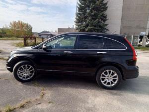 Black Honda CR-V 2011 in Alytus, with an engine capacity of 2.20 L and mileage of 242 thousand km for 7650 €, photo 8 on AUTOMOTO.COM.LV