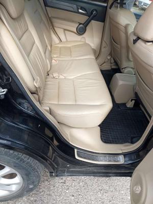 Black Honda CR-V 2011 in Alytus, with an engine capacity of 2.20 L and mileage of 242 thousand km for 7650 €, photo 17 on AUTOMOTO.COM.LV