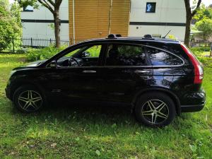 Black Honda CR-V 2011 in Vilnius, with an engine capacity of 2.20 L and mileage of 490 thousand km for 4600 €, photo 4 on AUTOMOTO.COM.LV