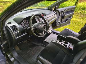 Black Honda CR-V 2011 in Vilnius, with an engine capacity of 2.20 L and mileage of 490 thousand km for 4600 €, photo 9 on AUTOMOTO.COM.LV