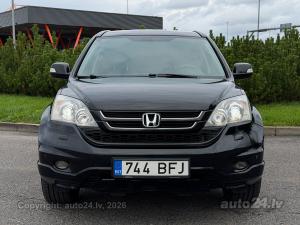 Melns Honda CR-V 2011 Tallina, ar dzinēja tilpumu 2.00 L un nobraukumu 216 tūkst. km par 7500 €, foto 9 vietnē AUTOMOTO.COM.LV