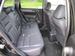 Melns Honda CR-V 2011 Rīga, ar dzinēja tilpumu 2.20 L un nobraukumu 200 tūkst. km par 7780 €, foto 8 vietnē AUTOMOTO.COM.LV